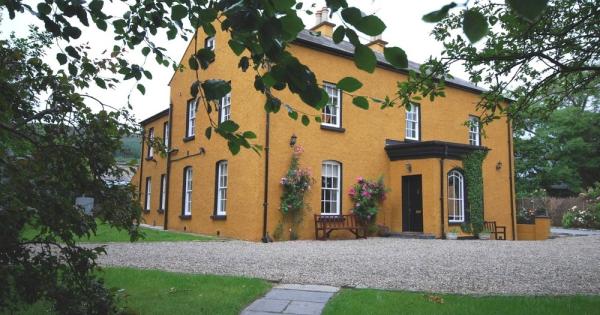Aghanloo House built 280 years ago on market for £550,000 - Alpha ...